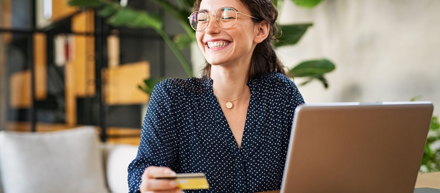 Geld uit je bv naar privé halen: zo doe je dat fiscaal slim